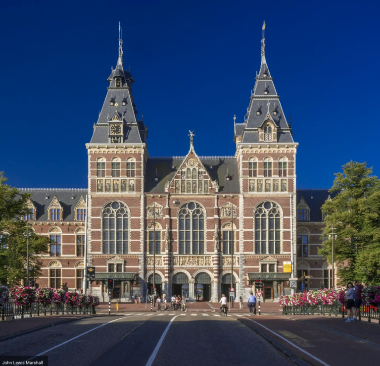Rijksmuseum Amsterdam - Canals of Amsterdam